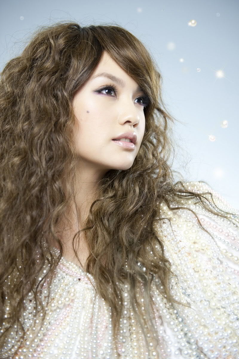 Rainie yang | Dek-D.com