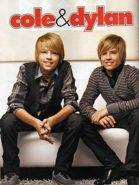 Dylan & Cole Sprouse SUPER HOT TWINS | Dek-D.com