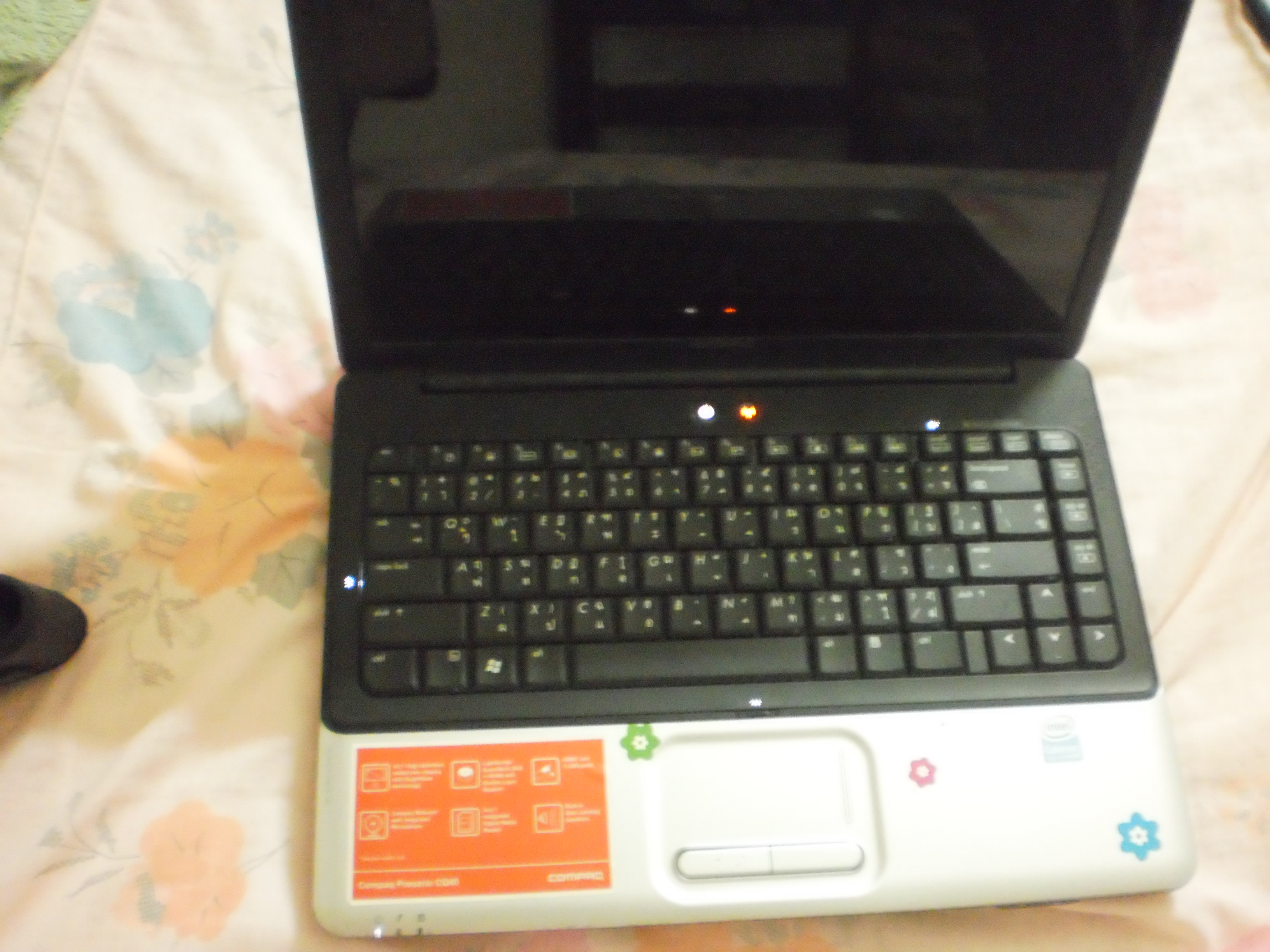 โน๊ตบุ๊ค compaq หน้าจอดับแต่ไฟ Caps Lock กับ Num Lock กระพริบตลอด ...