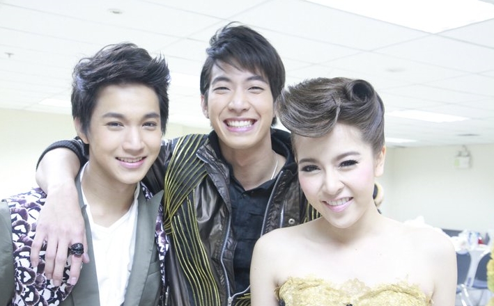 Pixx เบื้องหลัง คอน ที่อิมแพค... | Dek-D.com