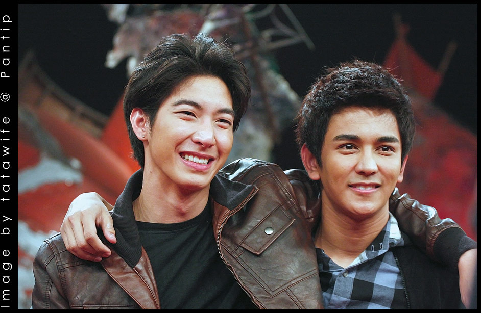 (pixx) เฮียโน่กับพี่กัน@ถ่ายรายการนั่งยาง | Dek-D.com