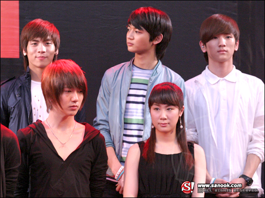 [ TVXQ SJ SHINEE ] มาแชร์รูปเกี่ยวกับพี่ๆกันมั้ย ? | Dek-D.com