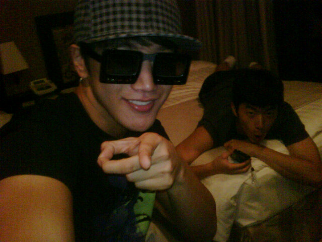 [2pm]แทคคุณเรียล(ตอนแรกว่าจะไม่คิดแต่ตอนนี้คิดละ) | Dek-D.com