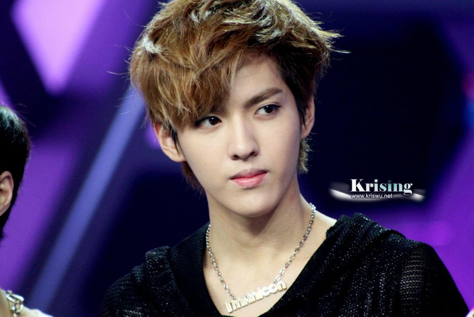 [EXO-KRIS] รูปเฮียเยอะม๊าก!..เตือน!จขกท..กลัวเพื่อนๆจะสลบกะความหล่อของ ...