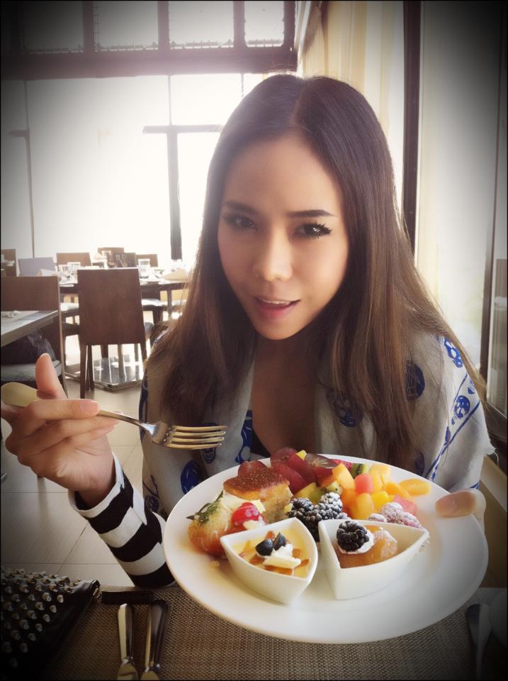 DJ Roxy June ดีเจหญิงแนวหน้าของเมืองไทย | Dek-D.com