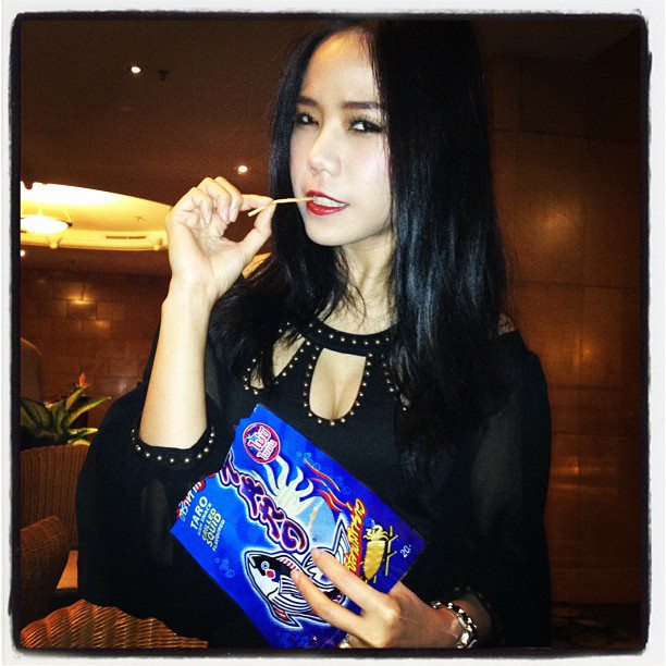 DJ Roxy June ดีเจหญิงแนวหน้าของเมืองไทย | Dek-D.com