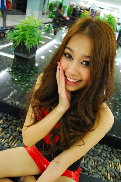 Looktal +++ เด็กหอการค้า สวยสะเด็ดแซ่บเว่อร์ !! | Dek-D.com