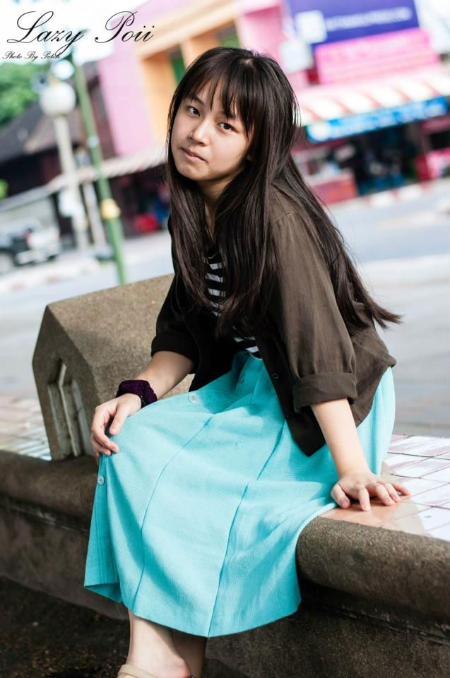 'พลอย' สาวสุดฮอตจากยุพราชวิทยาลัย น่ารักมากก >