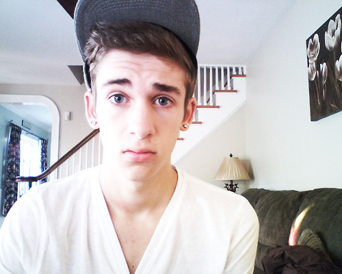 Pix x : Hand Some Boy [Part 1] | Dek-D.com