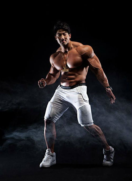 Chul Soon Hwang แชมป์เพาะกายหน้าหล่อชาวเกาหลี!!!! | Dek-D.com