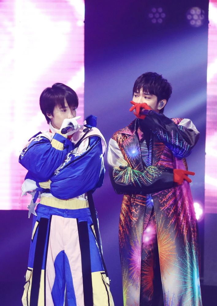 “TRINITY” บอยกรุ๊ปคุณภาพ ที่ 4NOLOGUE สร้างขึ้นด้วย PASSION | Dek-D.com