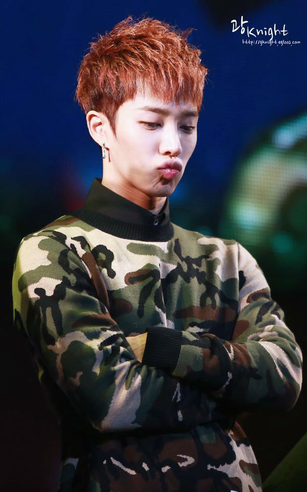 ช่วงนี้สาวๆ ชอบบอยแบนด์เกาหลีวงไหนกันบ้างคะ | Dek-D.com