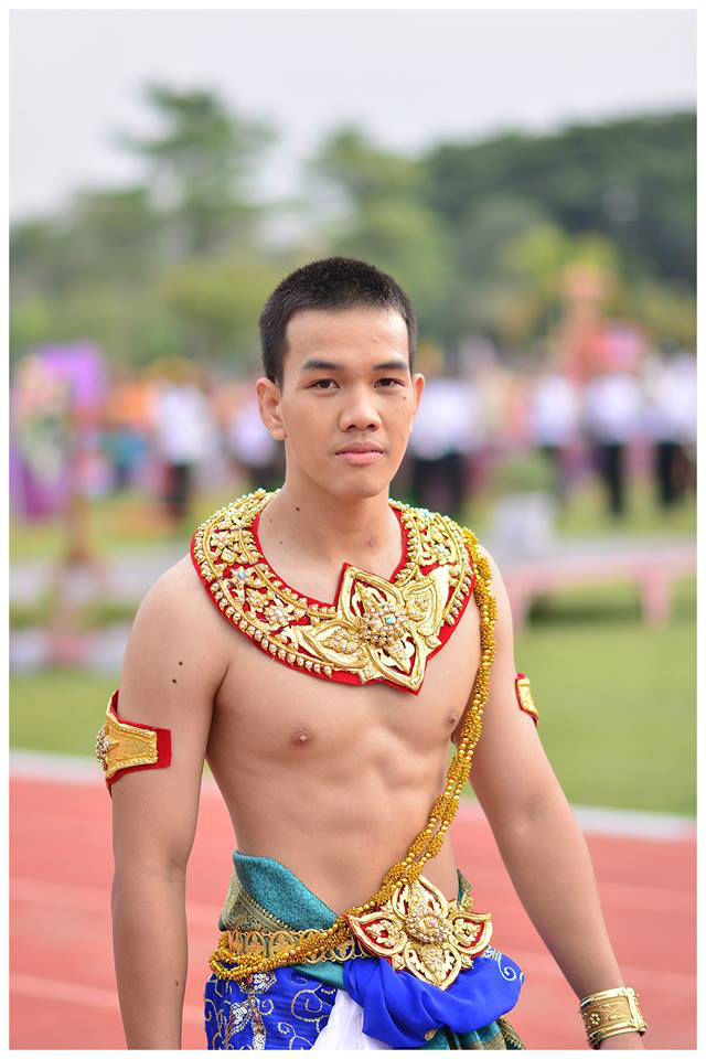 กีฬาสีโรงเรียนพิริยาลัยจังหวัดแพร่ ครั้งที่ 38 31/10/2557 | Dek-D.com