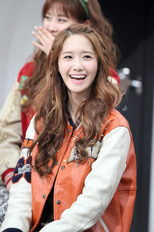 Yoona Hair Color
