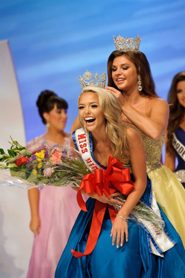 Mis High School !!!! ประกวดอย่างนี้ก็มี!? | Dek-D.com