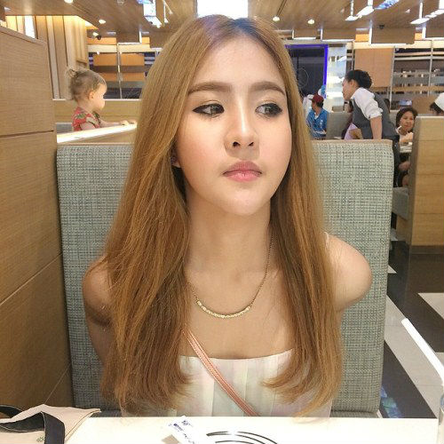 "น้องเอย" สาวสวย จากม.ดัง คนติดตามเพียบ!!! | Dek-D.com