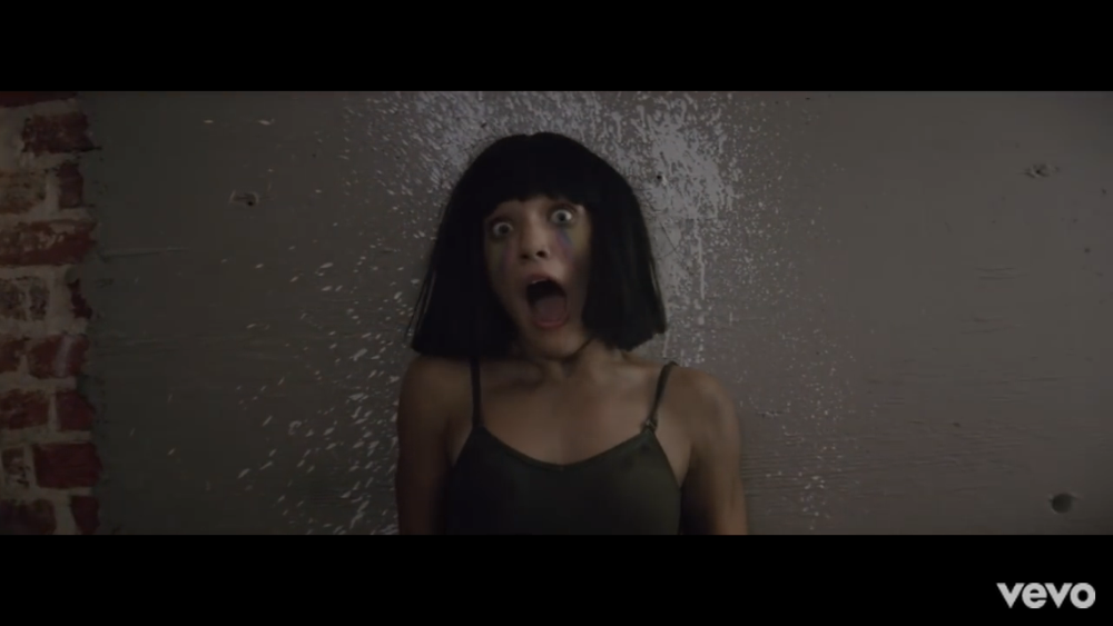 ภาพนี้มาจาก MV ใด INTER SONG (published 2016) part2 โดย Tarqq' ( ควิซ ...