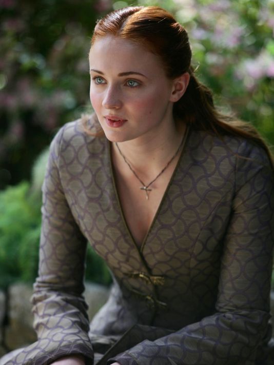 Sophie Turner กับ Amy Pond สาวผมแดงสองคนนี้คุณว่าใครสวยกว่ากัน | Dek-D.com