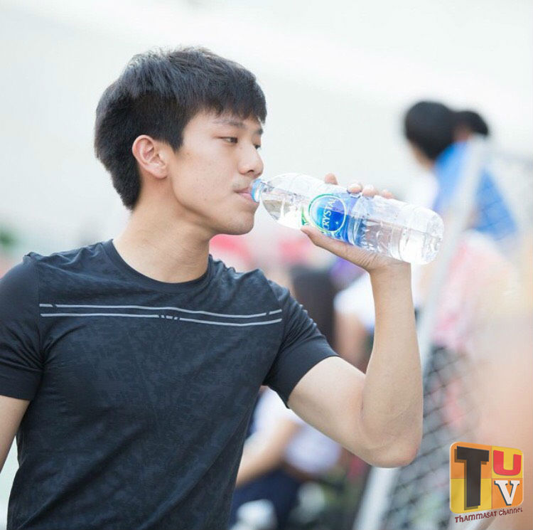 กรี๊ดดดดดดด!!!! 5 หนุ่มหล่อแห่งธรรมศาสตร์ชวนออกเดทหละแกรรร หล่อมว๊ากกก ...