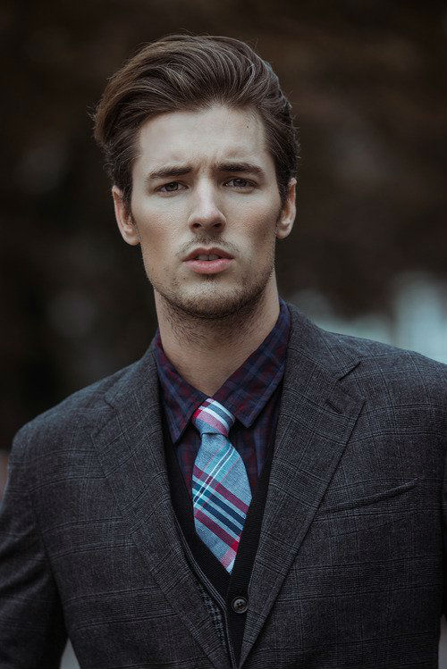 กรี๊ดให้สุด! รวมภาพหนุ่ม Jake Egginton เพื่อนติช่าทั้งหล่อ ทั้งเก่ง ...