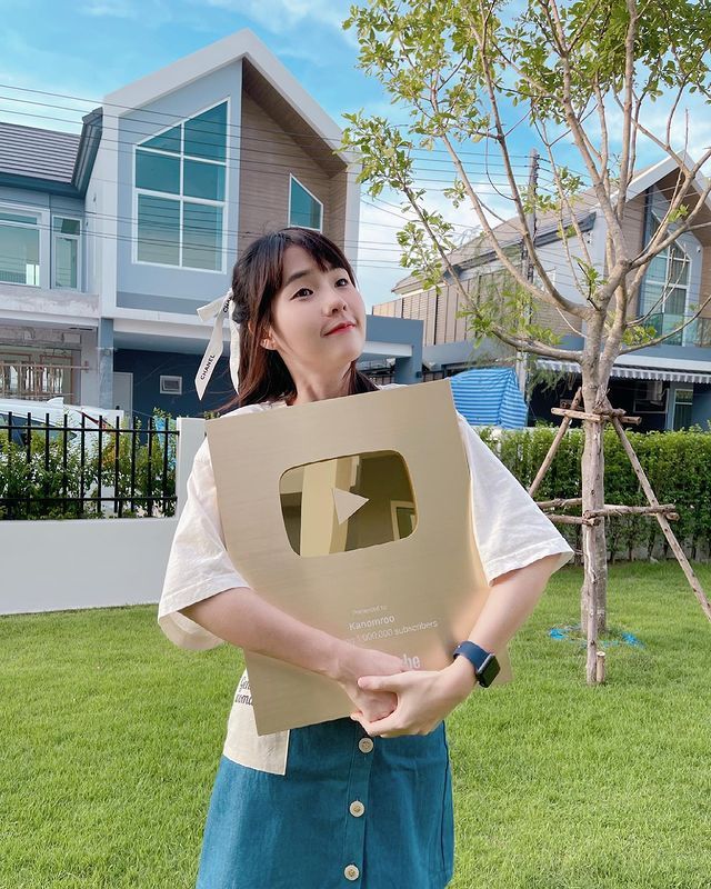 "Kanomroo" เจ้าของเพลง Multiverse (ไม่ใช่จักรวาลนี้) กับเส้นทางการเป็น Influencer ที่ไม่ง่ายเลย!