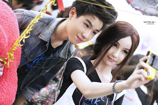 โยชิ สาวสวยหน้าตุ๊กตา ที่ใครหลายๆคนต่างก็หลงรัก | Dek-D.com