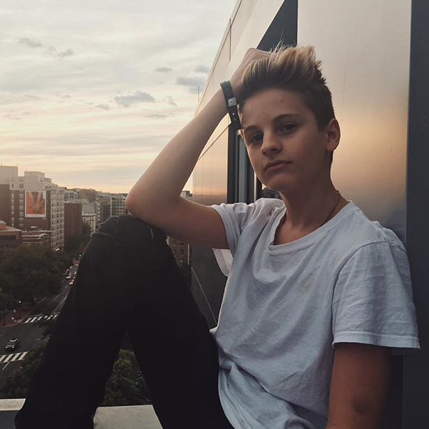 หวั่นไหวกับ 10 ฝรั่งหน้าหล่ออายุไม่เกิน 15 พร้อมIG | Dek-D.com