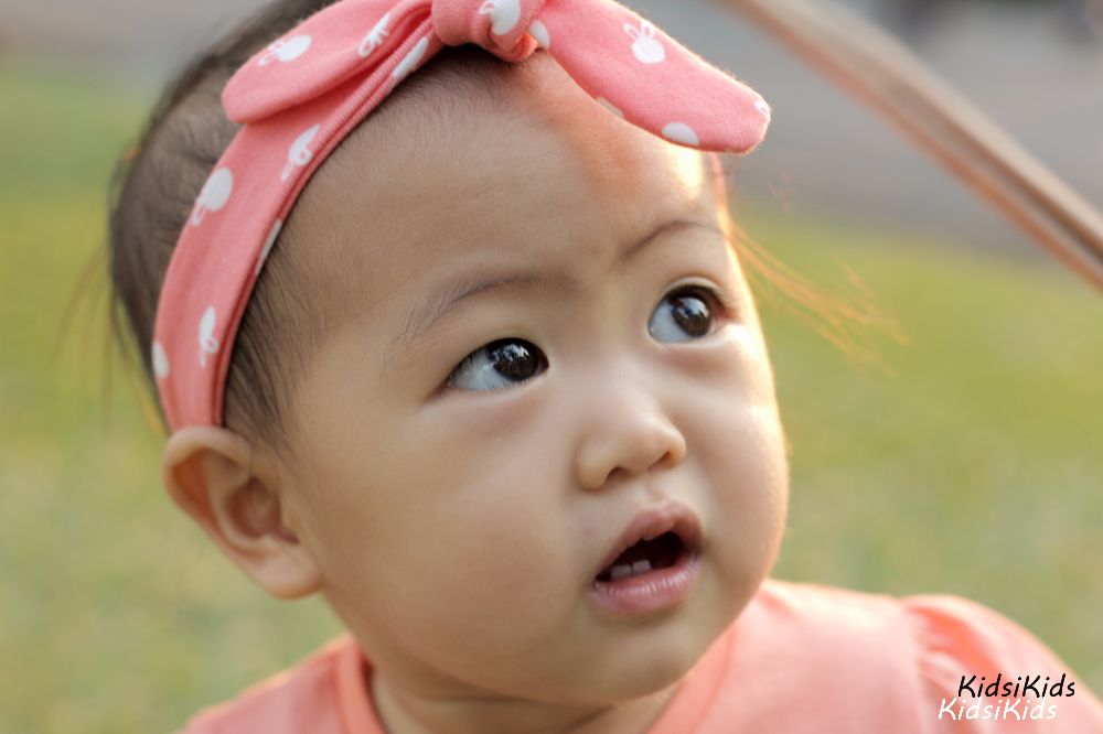 ถ่ายรูปเด็กๆน่ารักๆแนวๆอารมมาฝากครับผม แนะนำติชมกันหน่อยครับ | Dek-D.com