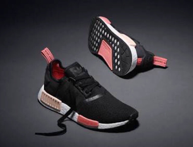 แฟนพันธุ์แท้ADIDAS YEEZY &NMD โดย Padjed ( ควิซทดสอบ ) | Dek-D.com