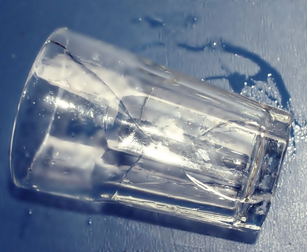 นิยาย Agonizing [ MarkBam ] - END - > ลำดับตอนที่ #7 : [ Episode 6 ] แก้วที่ร้าว : Dek-D.com ...