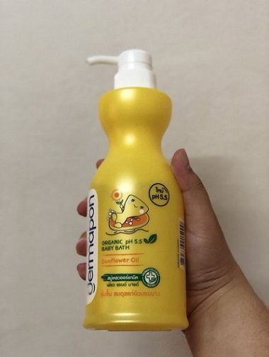 Dermapon ขวดสีเหลือง ใช้ตั้งแต่เด็กยันโต อ่อนโยนสุด ๆ ใช้ได้ทั้งตัว ...