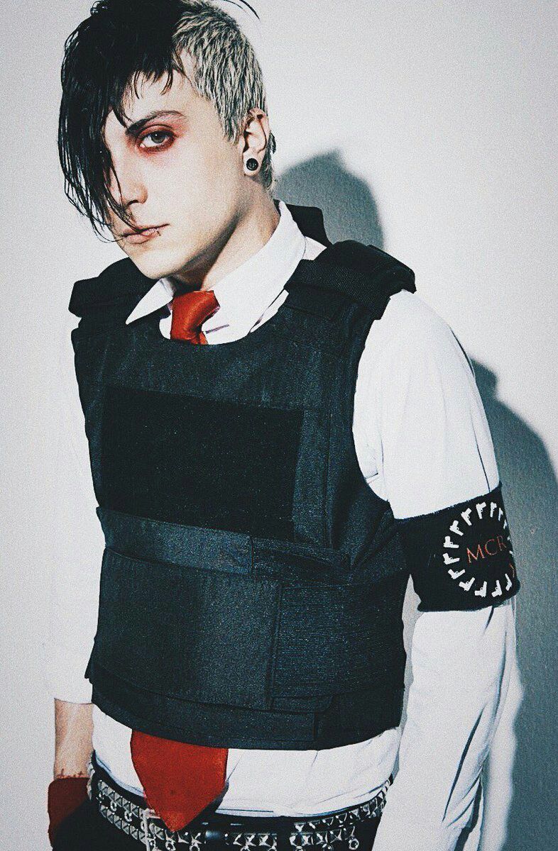 นิยาย [MCR Fiction] | Pureblood vampire | [Frerard AU!Hogwarts] : Dek-D ...