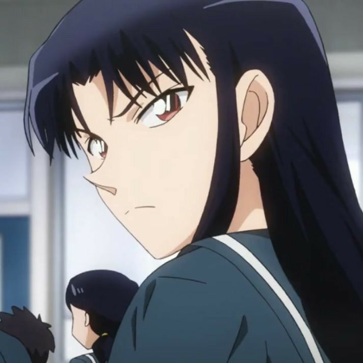 แม่มดสีชาด: โคอิสึมิ อาคาโกะ