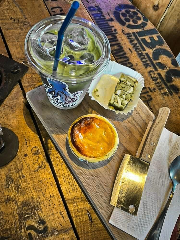 คาเฟ่Makai cafe and space อยู่หนใดกันนะ? | Dek-D.com