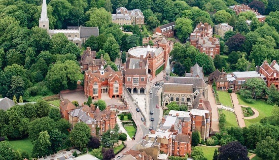 ส่องความอลัง! ‘Harrow School’ รร.ประจำชื่อดังในอังกฤษที่เหล่าอีลีทมัก ...