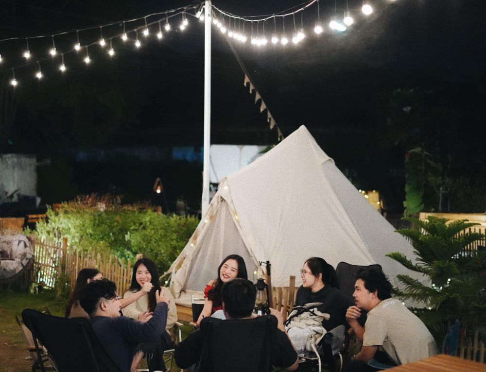 คาเฟ่ลับย่านลาดพร้าว: The Camp 78 – บรรยากาศเชียงใหม่ แต่อยู่ใกล้แค่ลาดพร้าว!" | Dek-D.com