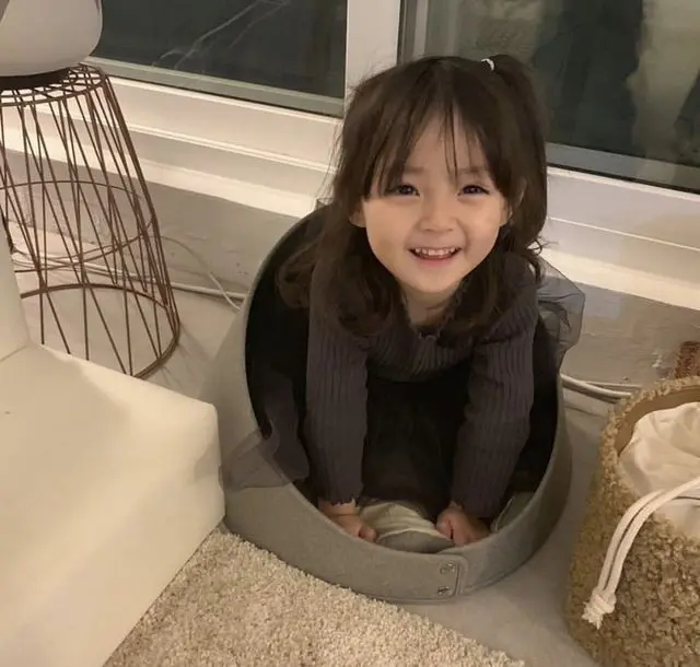 Jeon Bora