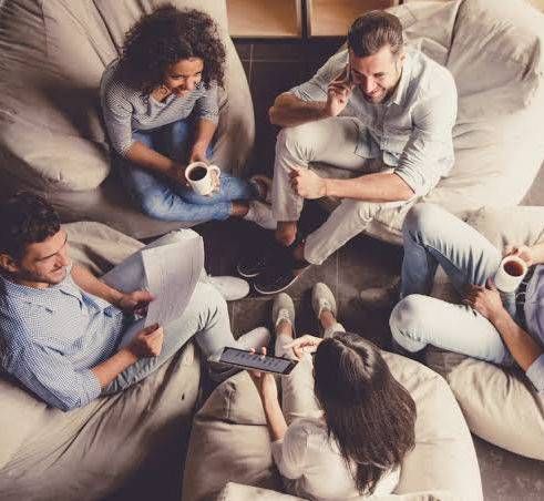 เรามีบุคลิกแบบ Extrovert Introvert หรือ Ambivert กันแน่? โดย Atam15 ( ควิซทายใจ ) | Dek-D.com