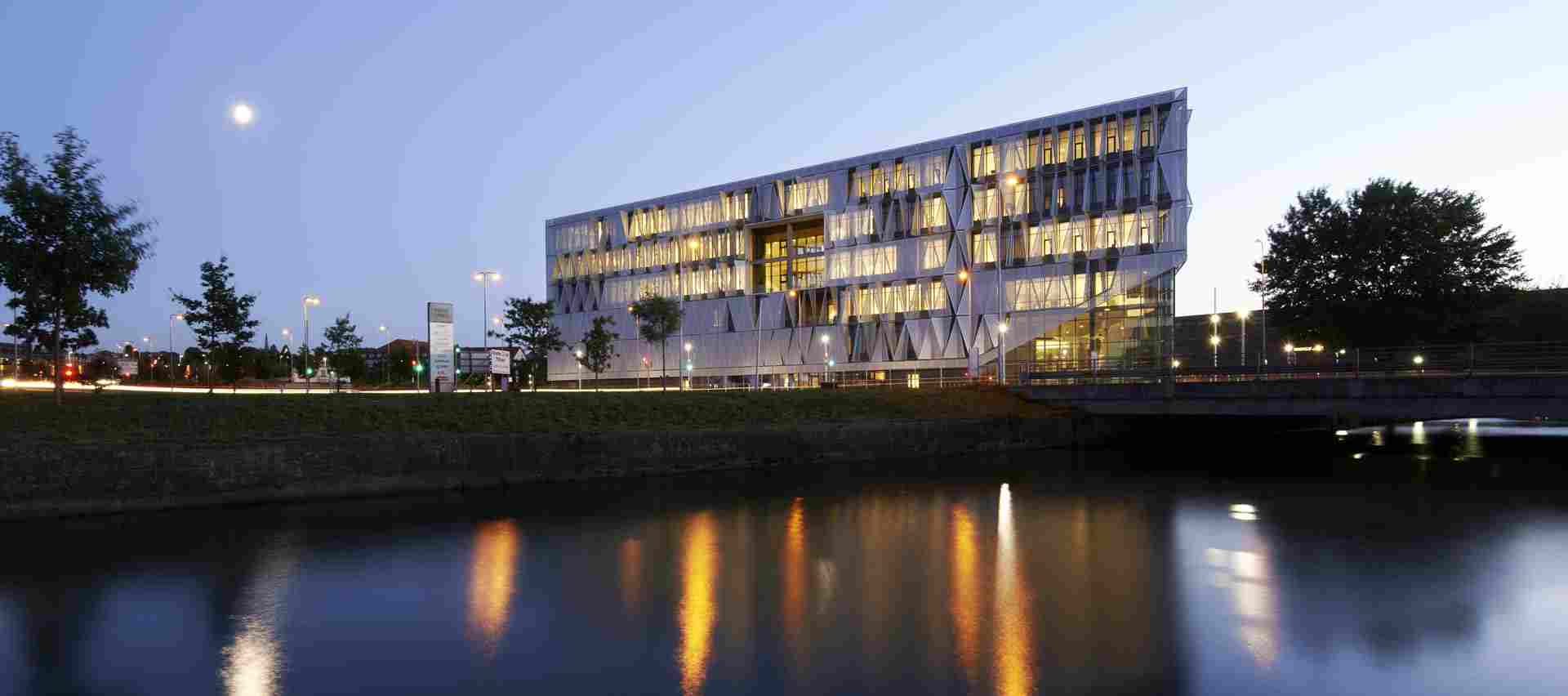 น่าเรียนสุดๆ "5 มหาวิทยาลัยที่สวยที่สุดในยุโรป" ที่เห็นแล้วต้องสมัคร ...