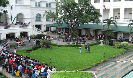 De La Salle ม.คริสเตียนชื่อดังแห่งฟิลิปปินส์